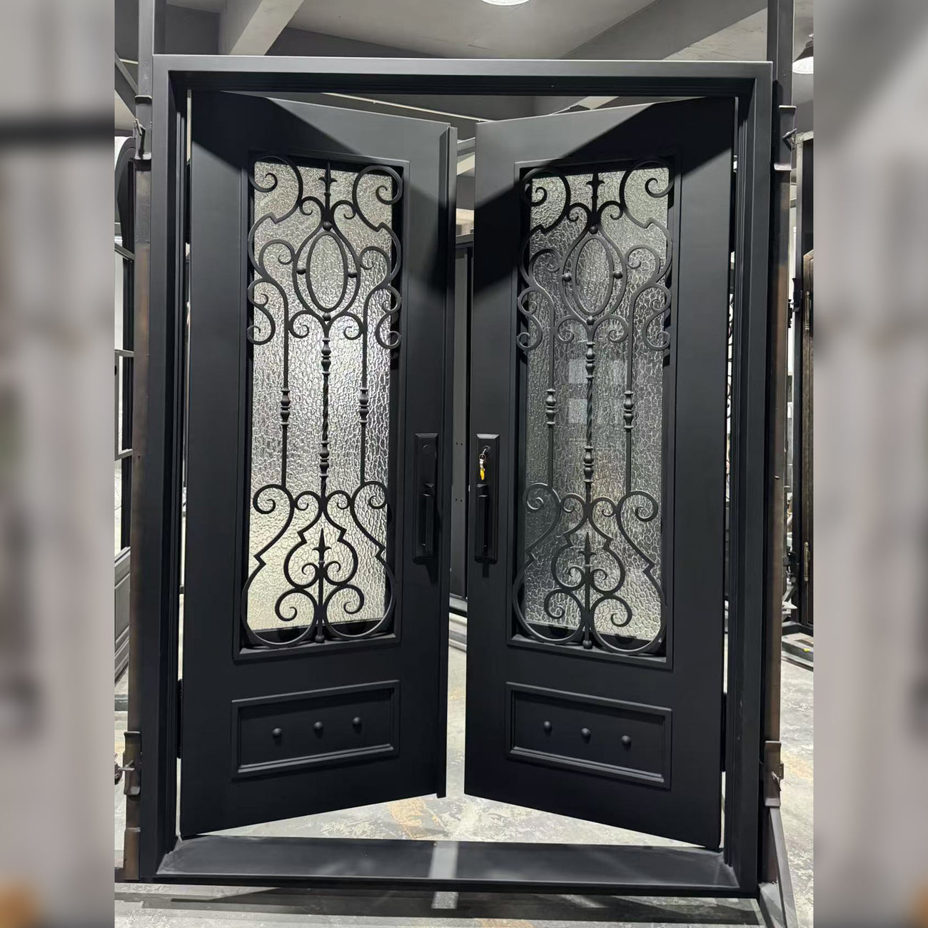 GID Thermal Break High Quality Iron Front Door With Tempered Glass